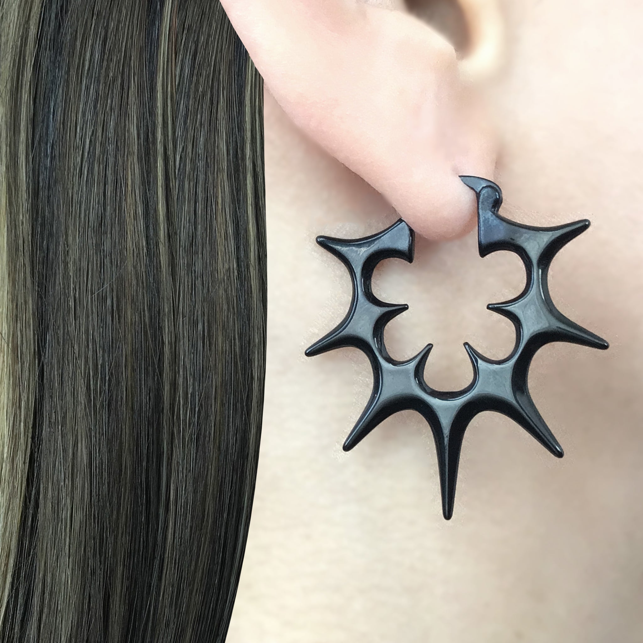 Gothic spikes hoop earrings